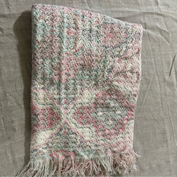 None | Bedding | Vintage Cotton Throw | Poshmark
